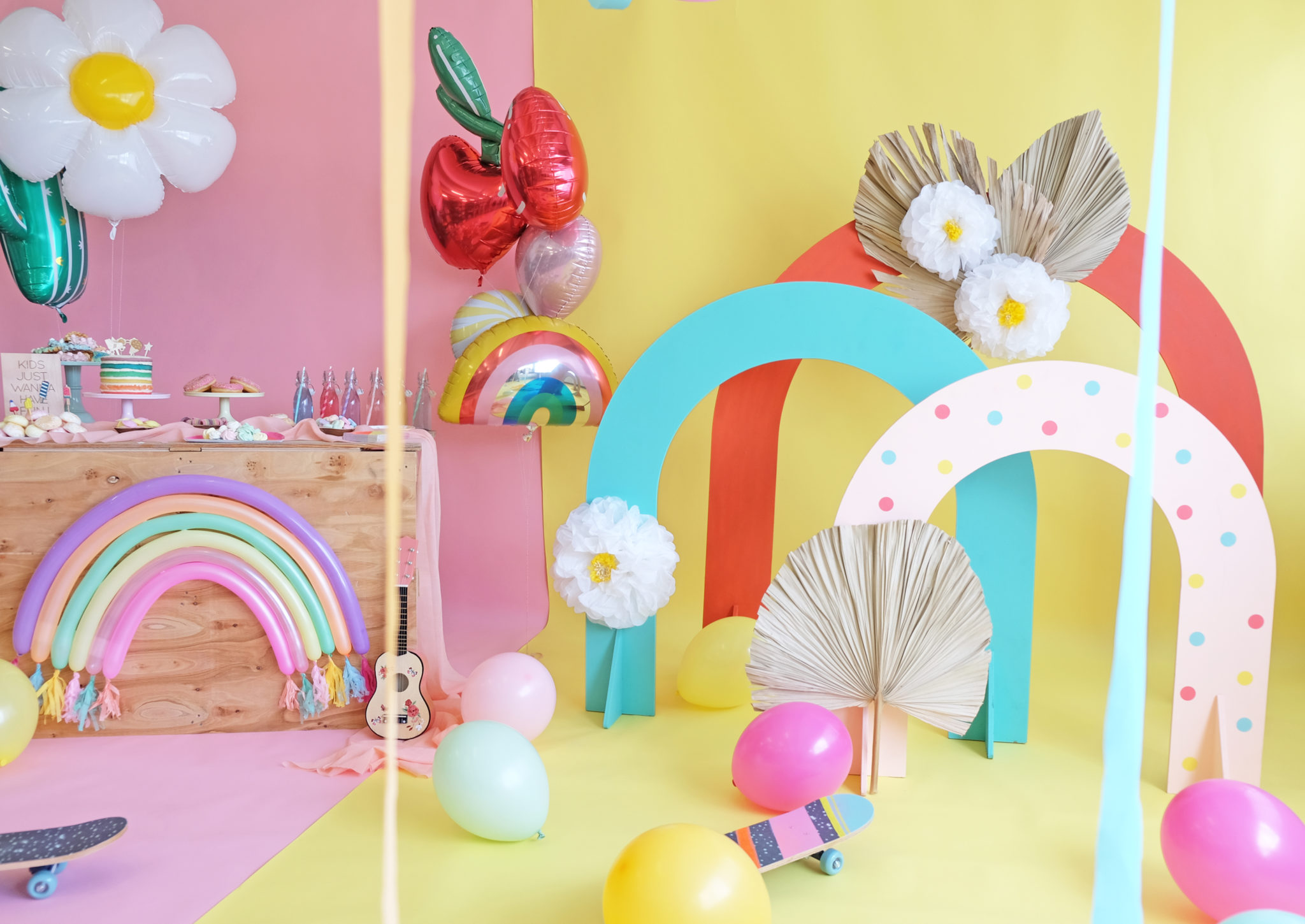 Décorer une fête colorée et funky avec un maximum de good vibes!