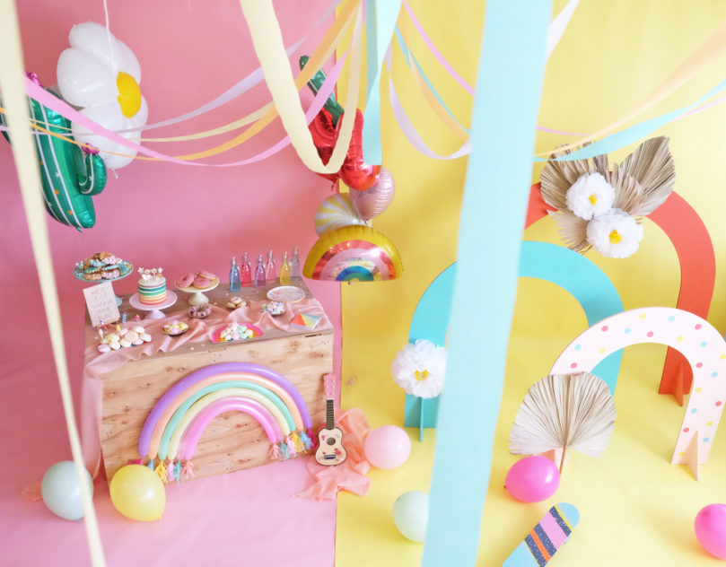 Décorer une fête colorée et funky avec un maximum de good vibes!