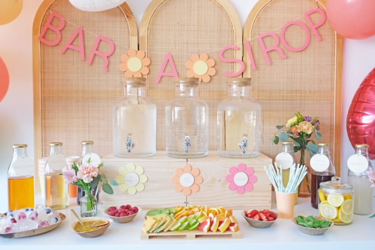 Comment organiser un joli bar à sirops coloré